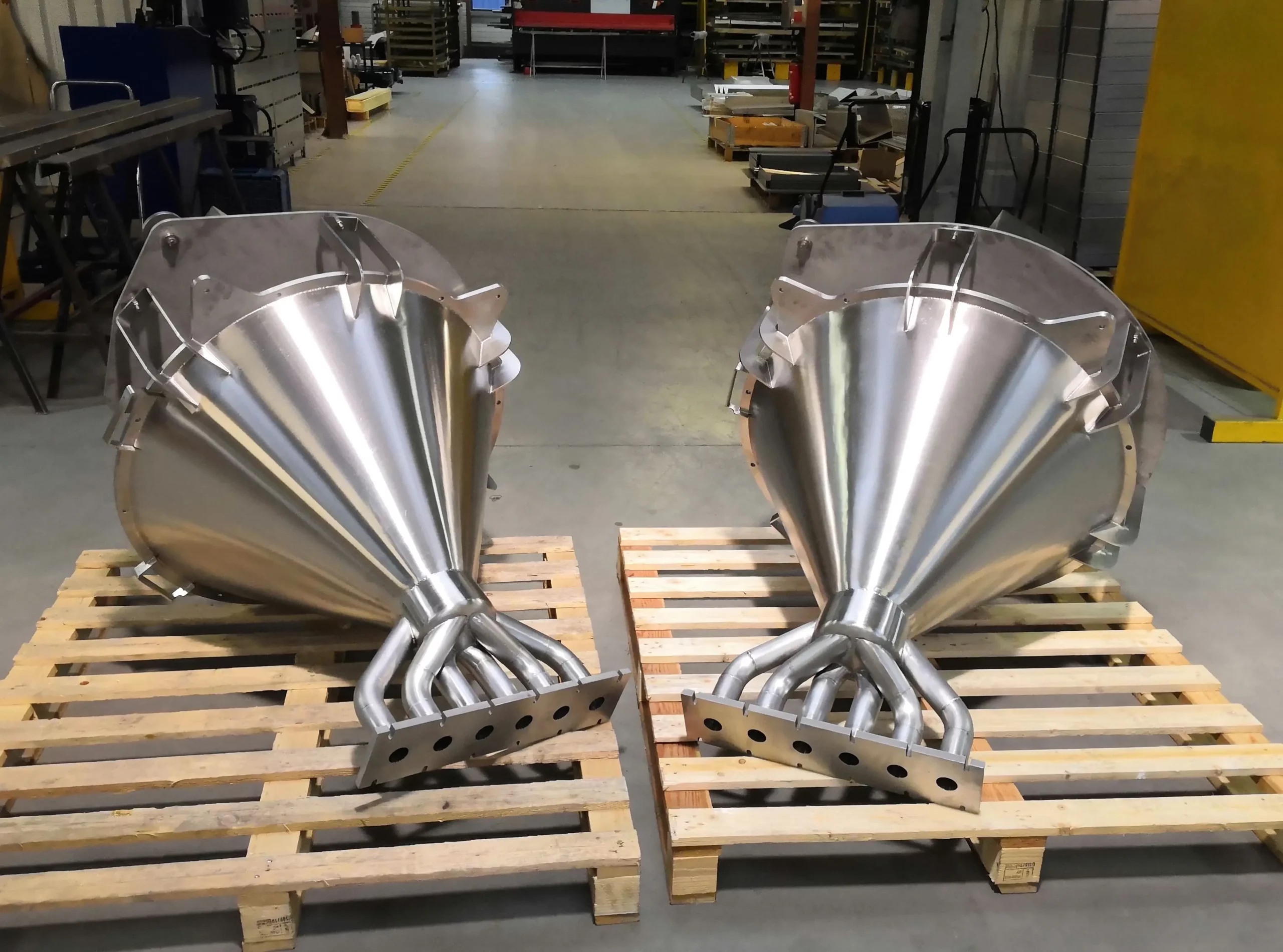 Trémies inox à sorties multiples - Fabrication sur mesure - BTSI